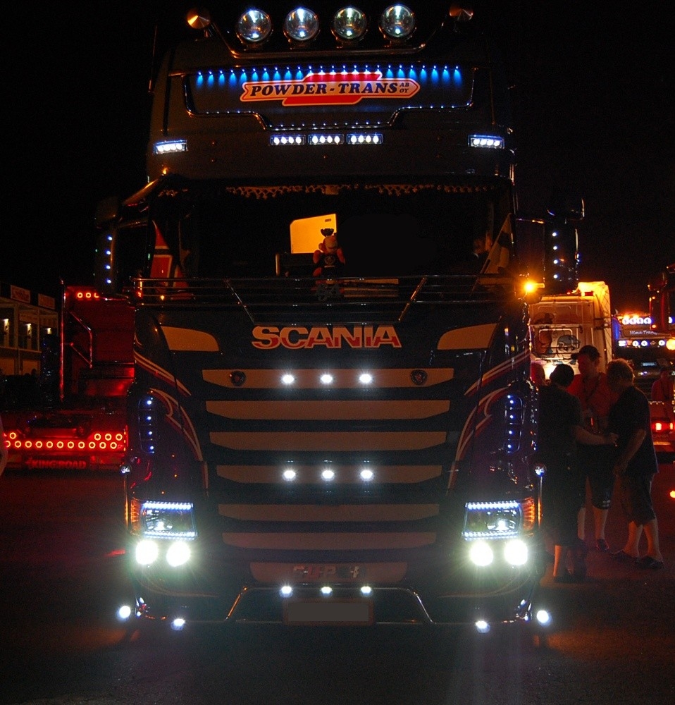 Scania Lights Atelier Yuwa Ciao Jp